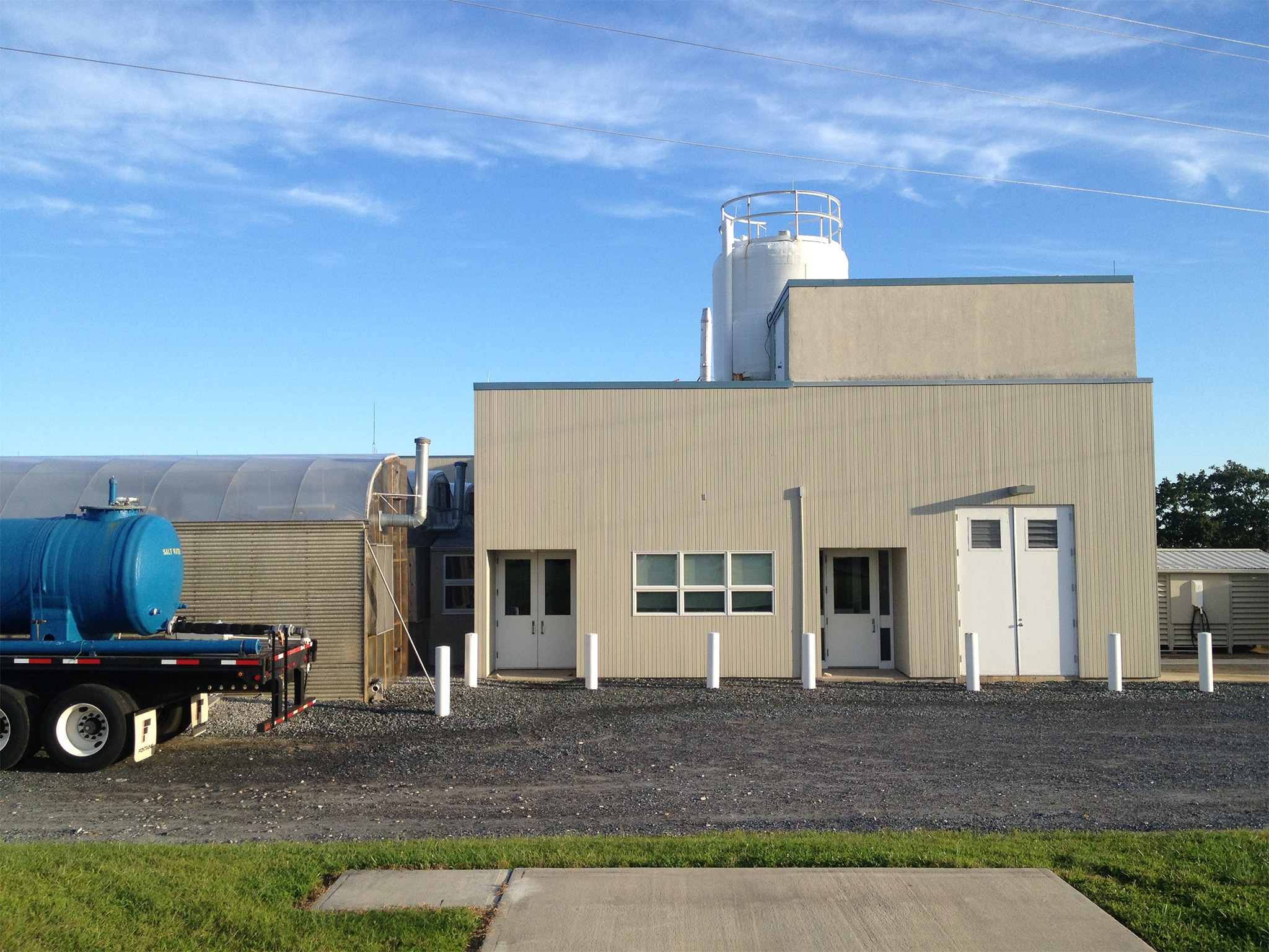 UD Otis Smith Laboratory and Generator Installation - EDiS Company