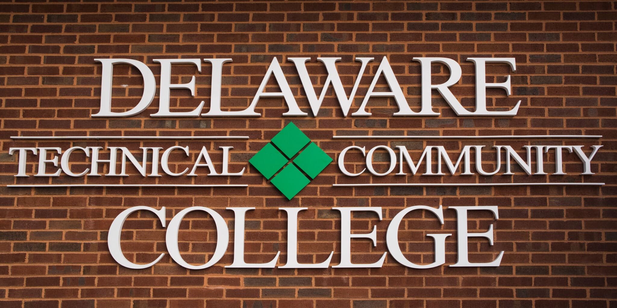 Del Tech Admin Building Renovations and Addition - EDiS Company