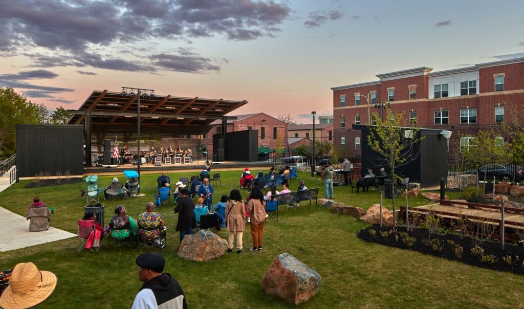 Urban Artist Exchange Amphitheater - EDiS Company